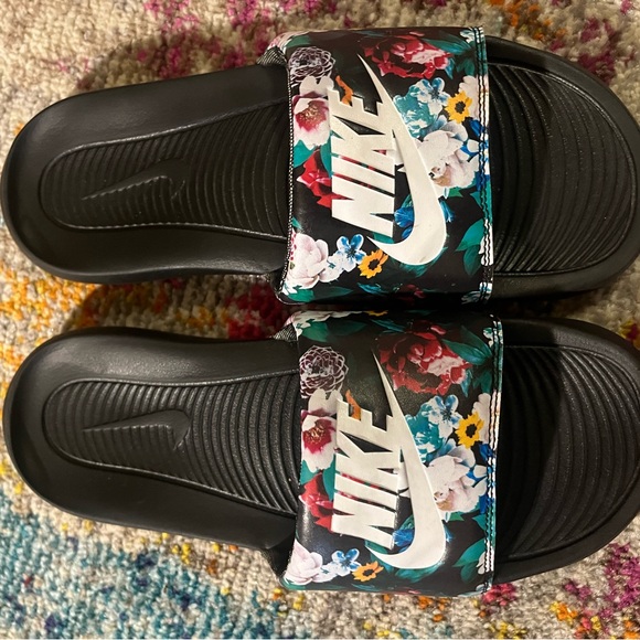 Shoes | Nike Flower Slides | Poshmark